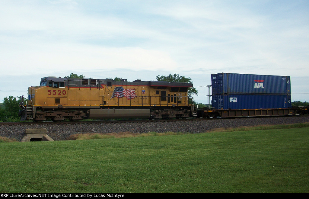 UP 5520 DPU on westbound UP intermodal train